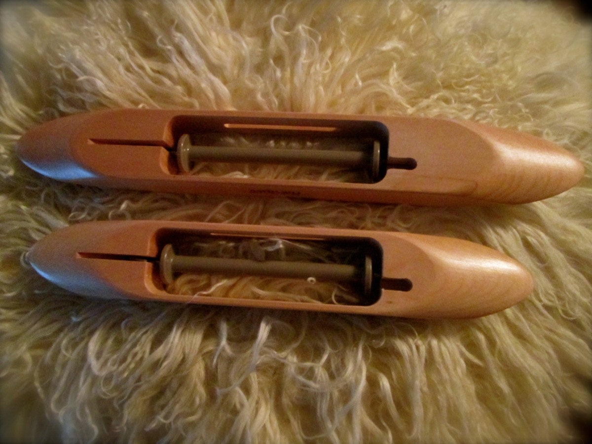 Ashford Wooden Boat Shuttles, Plastic Bobbins & Belt Shuttles With Fre ...